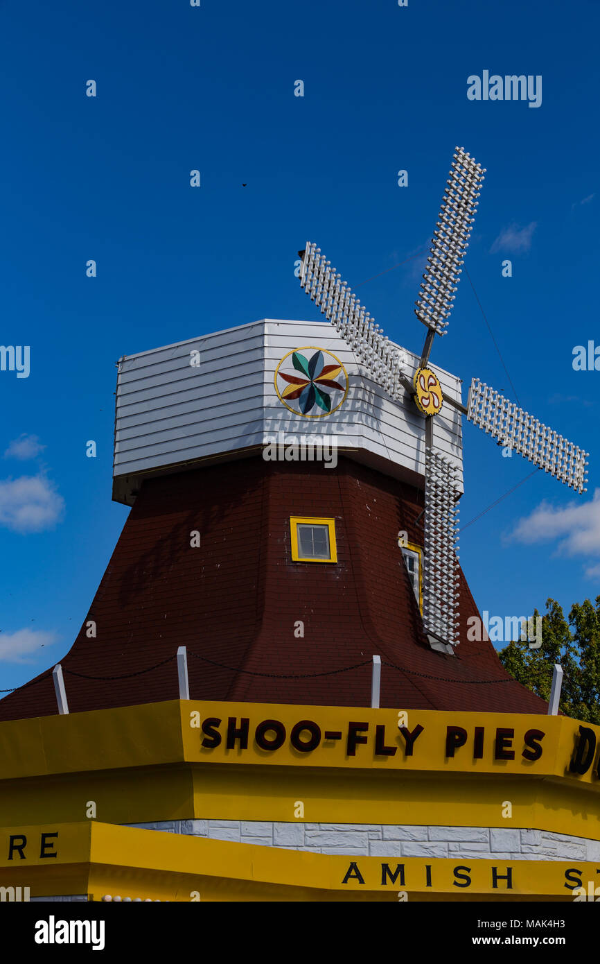 Ronks, PA, USA - October 6, 2015: Dutch Haven, located along Route 30 ...