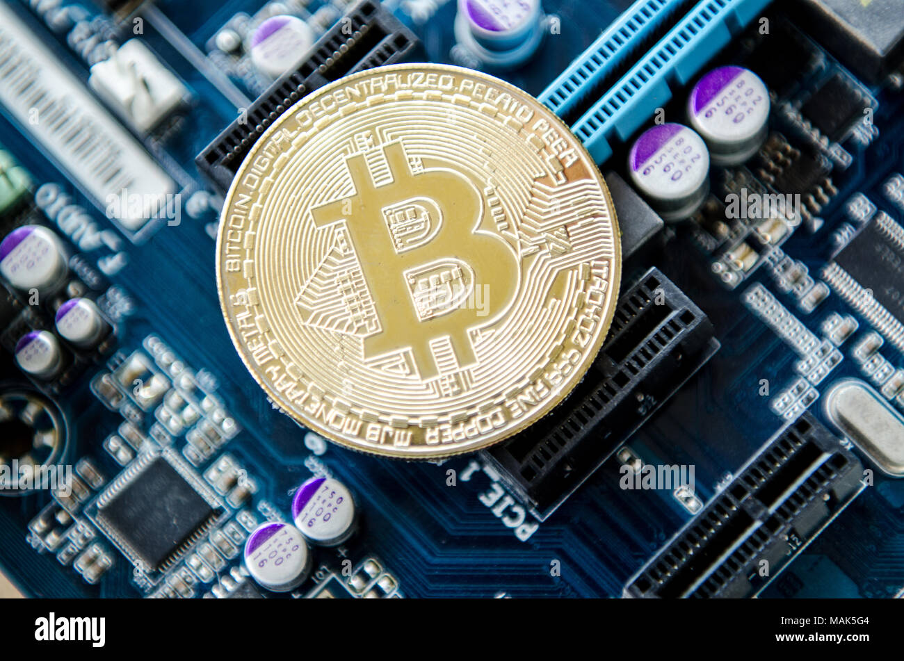 Distributed ledger technology hi-res stock photography and images - Alamy