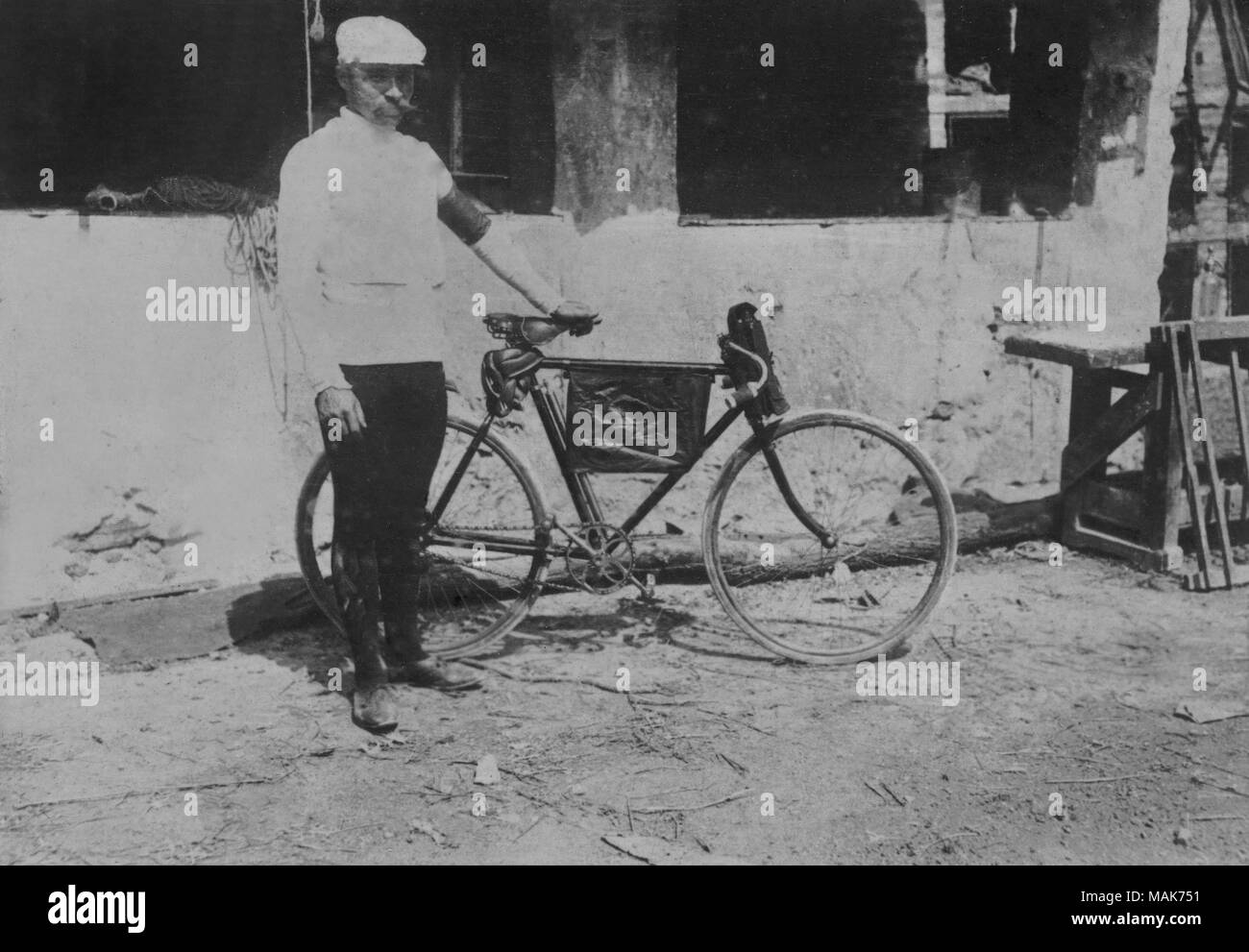 Maurice garin and cycling hi-res stock photography and images - Alamy