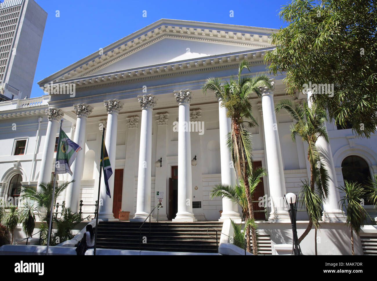 The National Library of South Africa, behind Company's Garden, in Cape ...