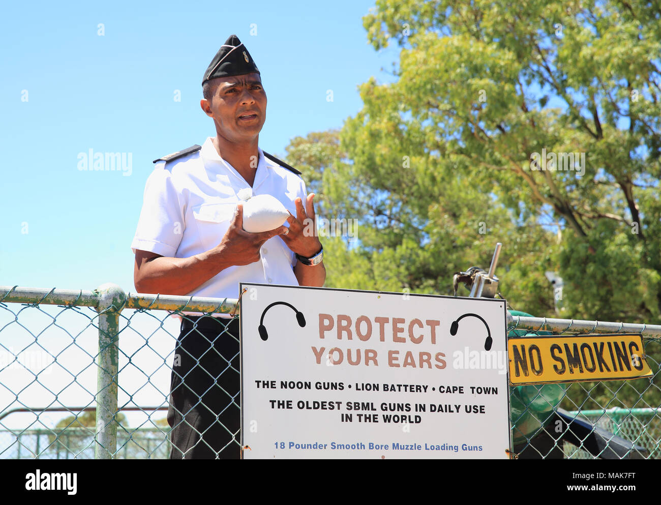 The Noon Day Gun ceremony on Signal Hill at Lion Battery, in Cape Town ...