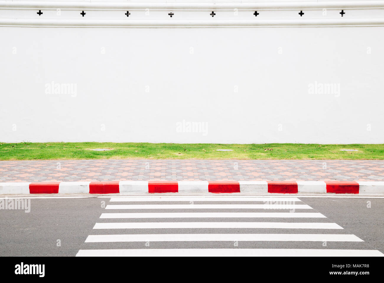 Crosswalk and sidewalk Stock Photo - Alamy