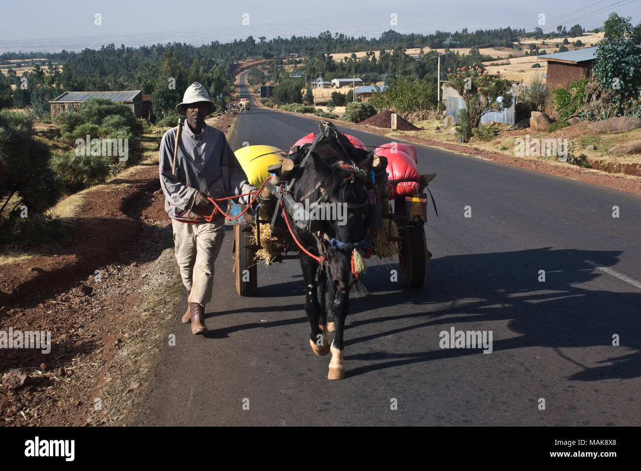 Tarred road hi-res stock photography and images - Alamy