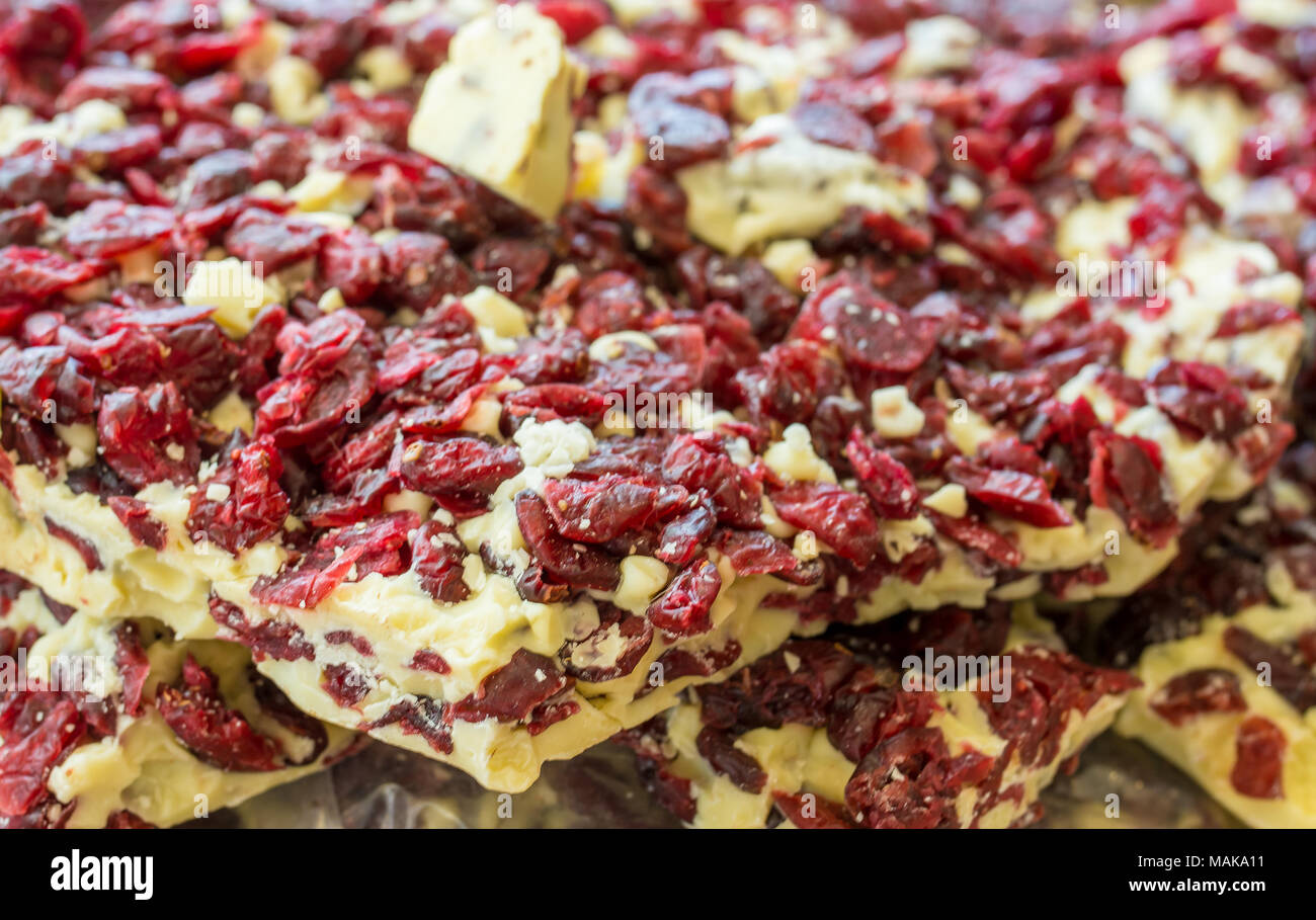 Chocolate tablets hi-res stock photography and images - Alamy