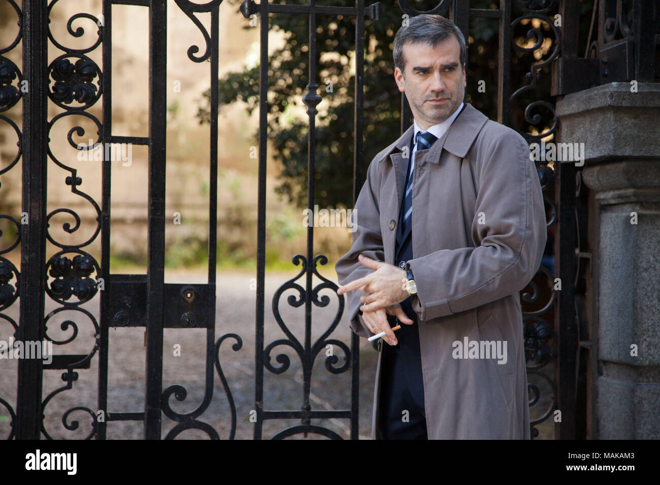 EDHA, Daniel Hendler, 'El Modelo Perfecto', (Season 1, ep. 103, aired ...