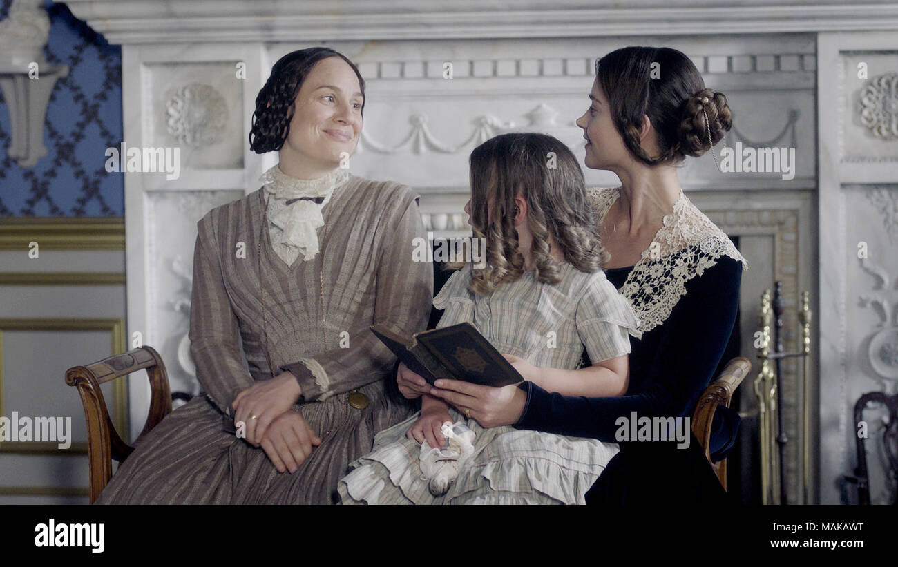 VICTORIA, Daniela Holtz (left), Jenna Coleman (right), 'The Luxury of ...