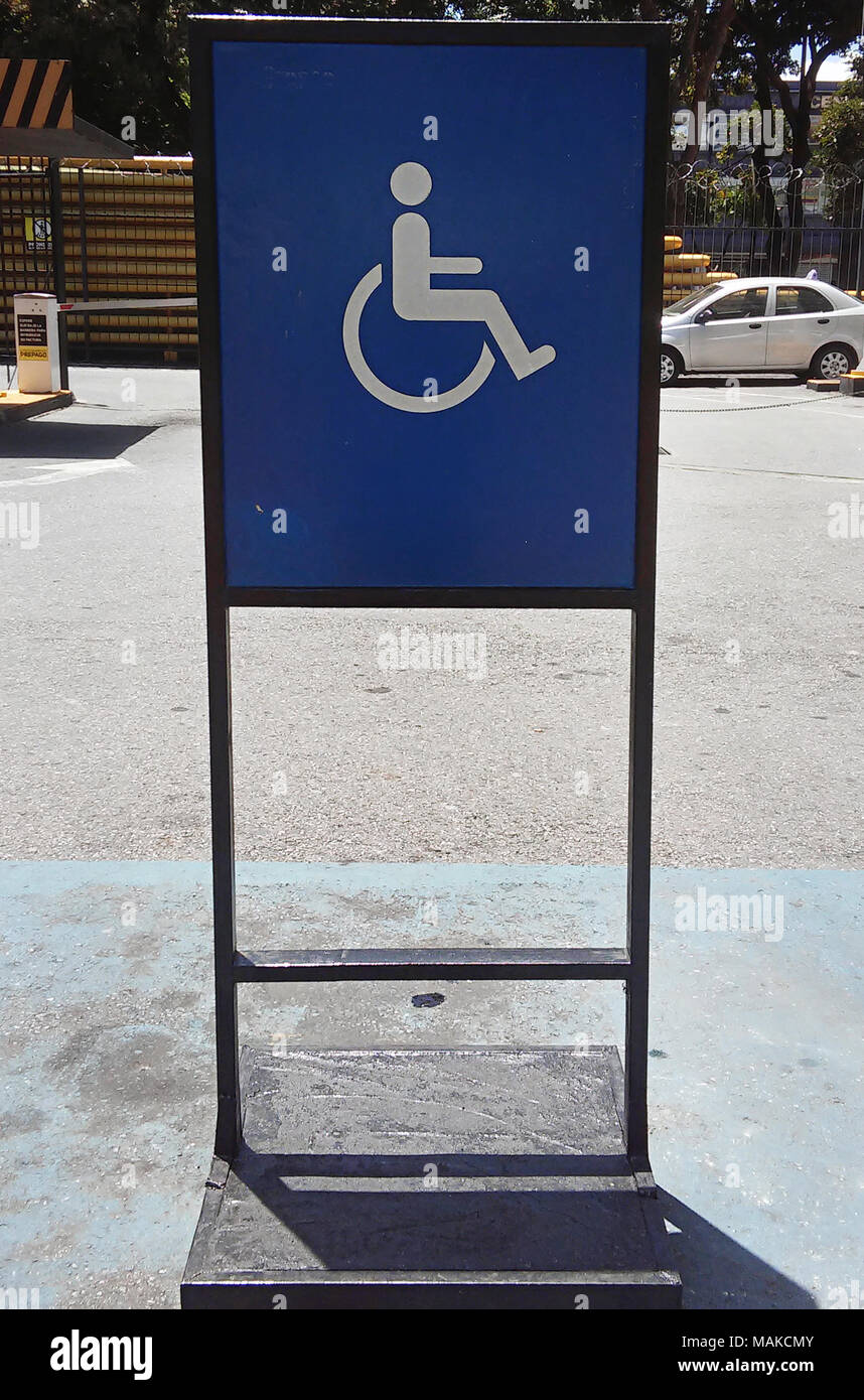 Disabled parking sign Stock Photo - Alamy