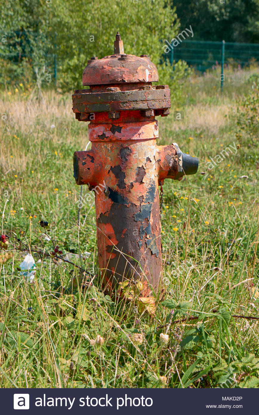 Fire Hydrant Uk High Resolution Stock Photography and Images - Alamy