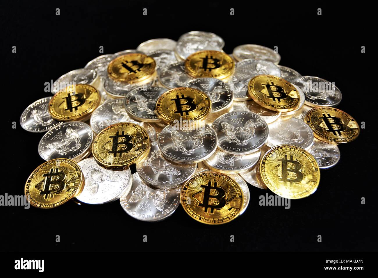 Money Gold Diamonds Stock Photos & Money Gold Diamonds Stock Images - Alamy
