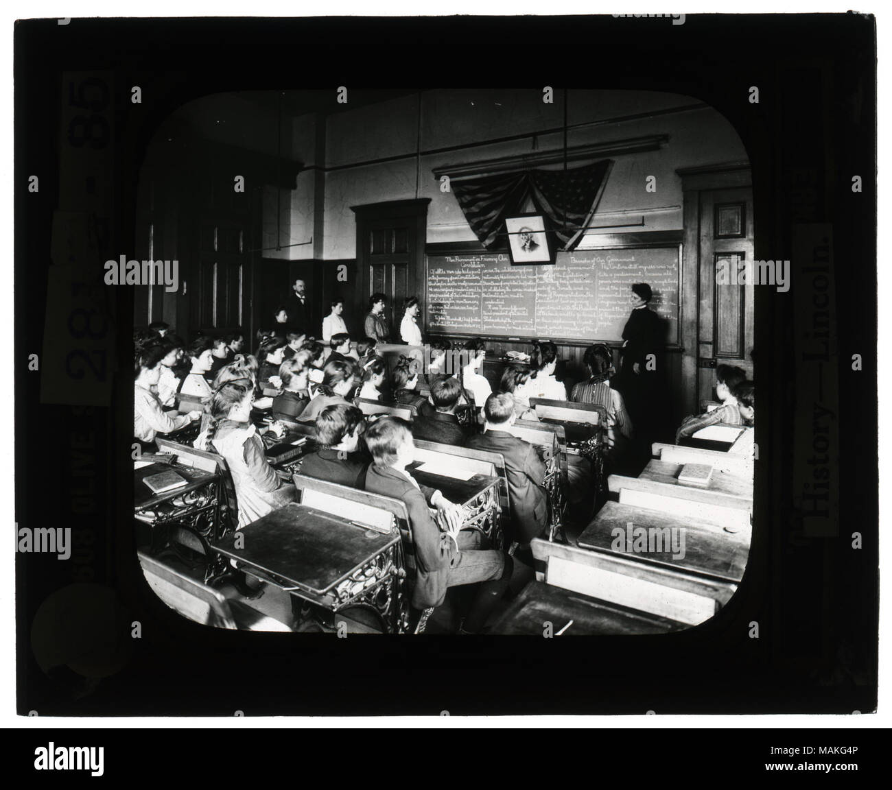 1910 setting hi-res stock photography and images - Alamy