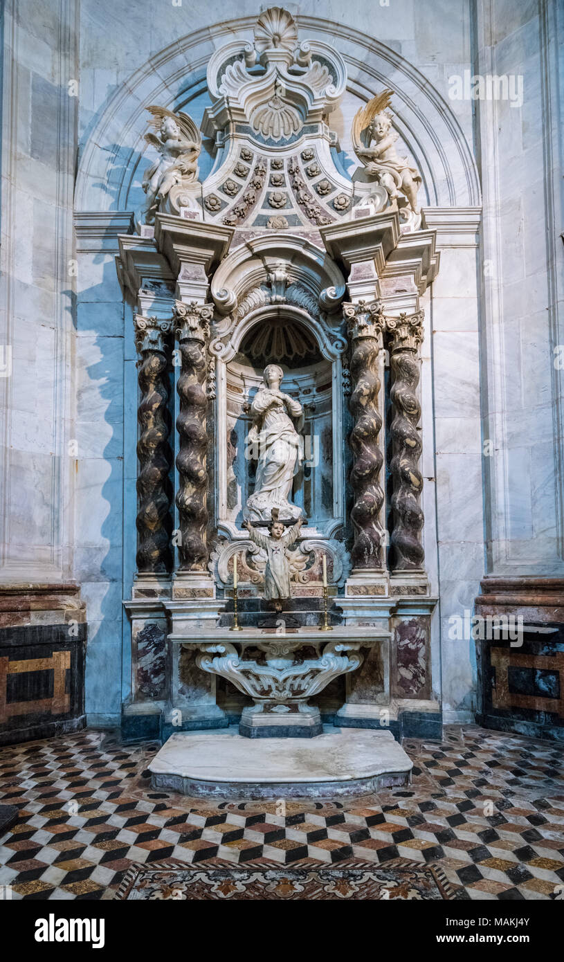 Side chapel in Cathedral of Cadiz, Southern Spain Stock Photo - Alamy