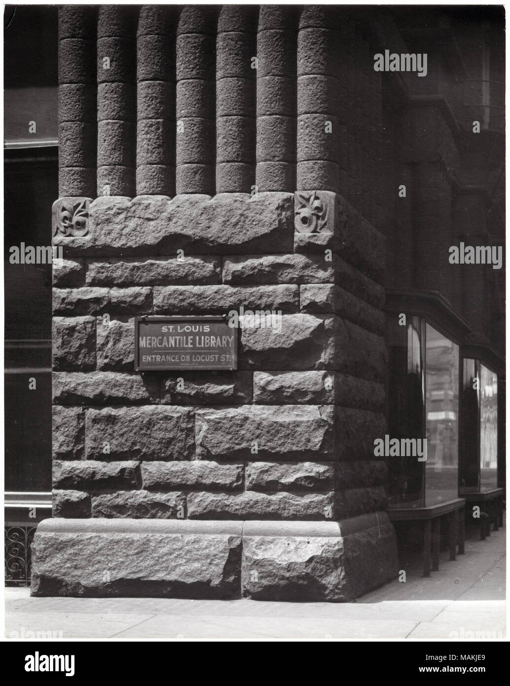 Rough hewn stone hi-res stock photography and images - Alamy