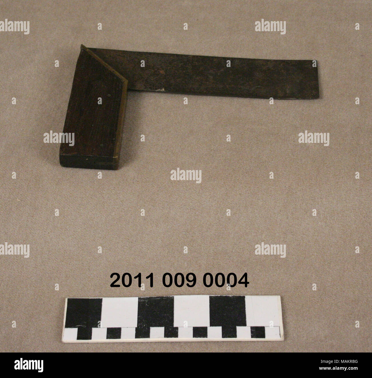 Try square hi-res stock photography and images - Alamy