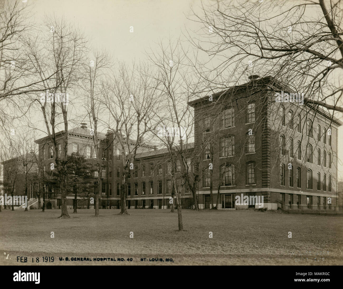 Infirmary building hi-res stock photography and images - Alamy