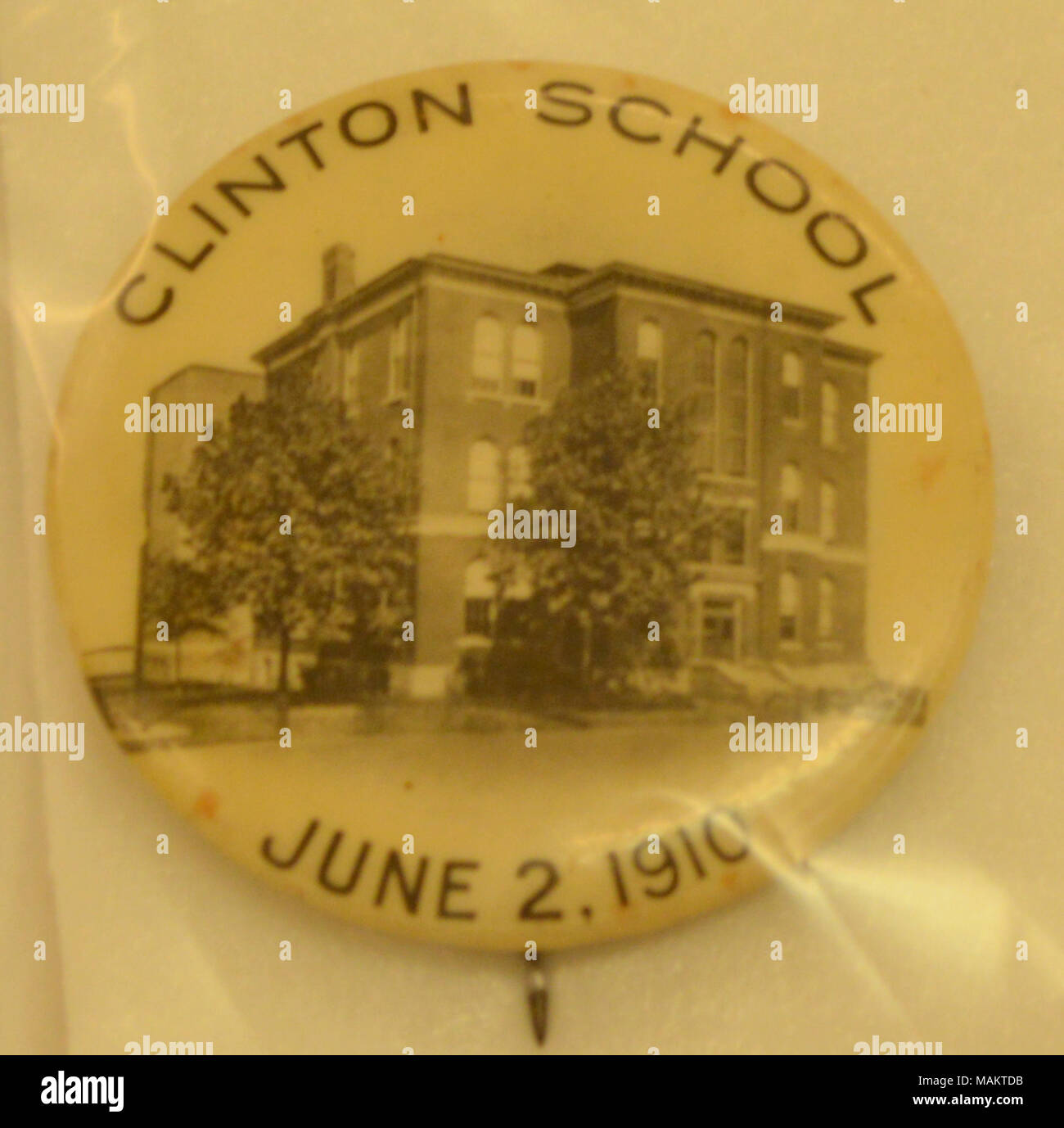 School button hi-res stock photography and images - Alamy