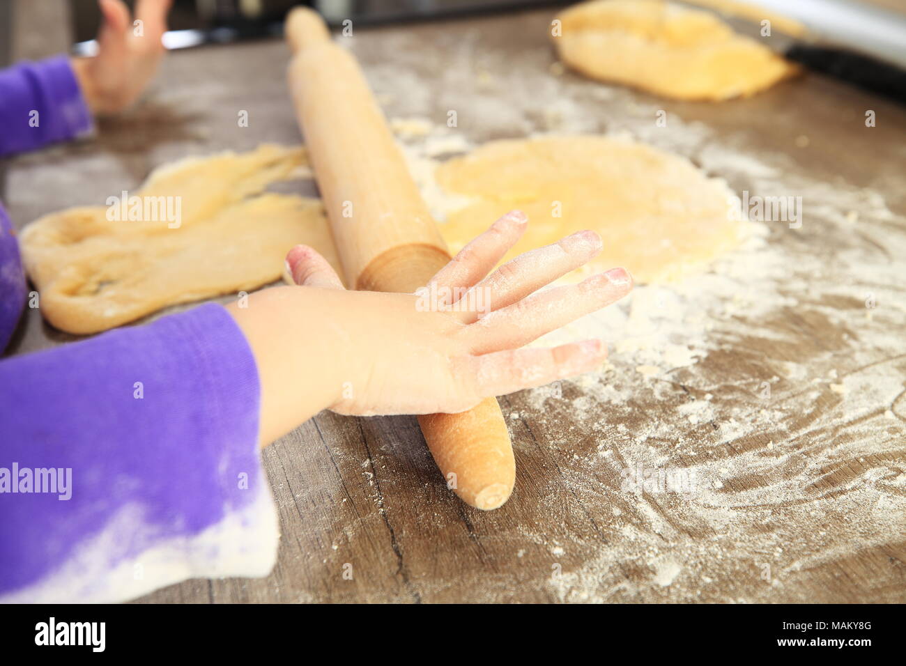 Food children table hi-res stock photography and images - Alamy