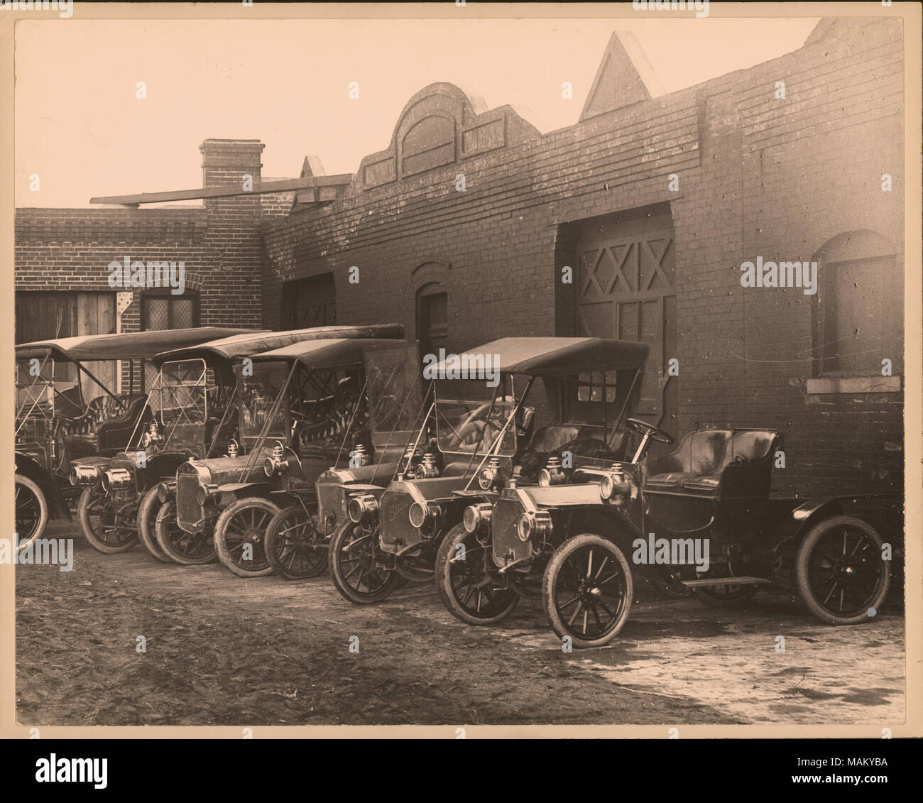 Automobiles 1900 hi-res stock photography and images - Alamy