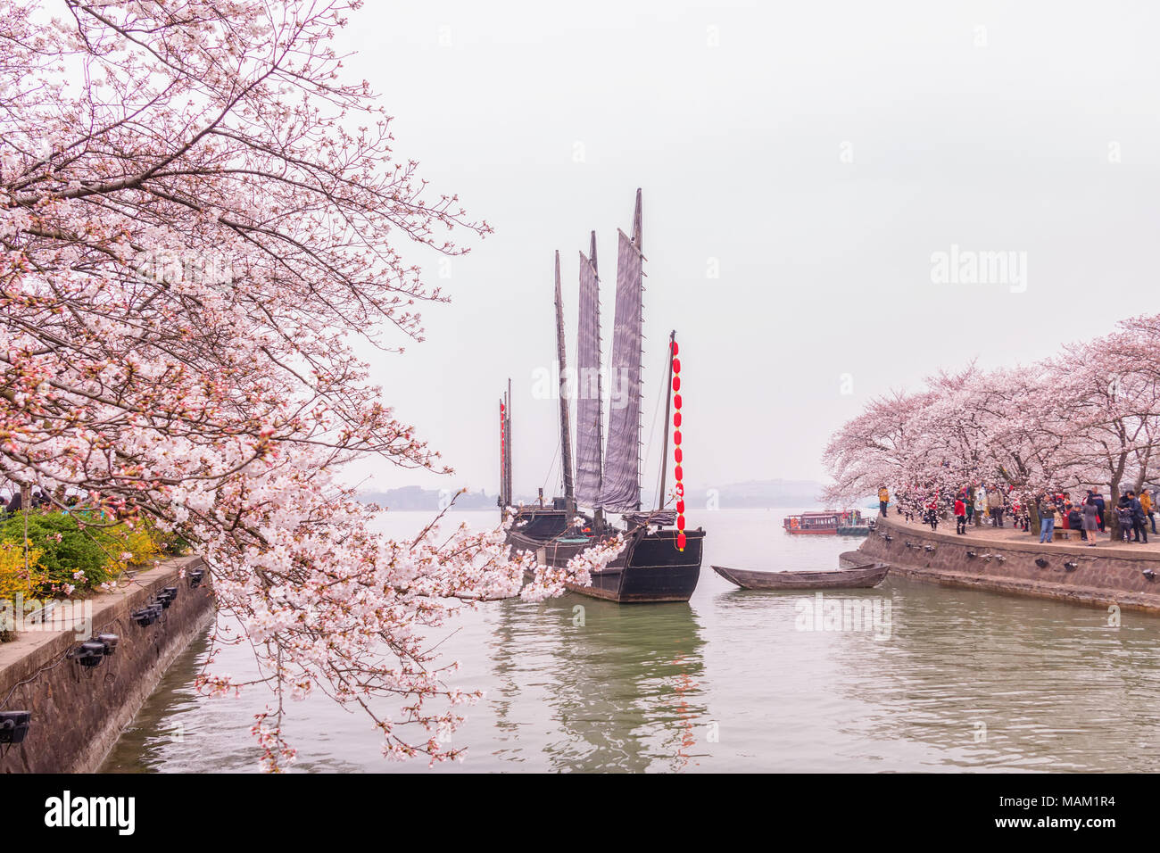 Wuxi, Wuxi, China. 2nd Apr, 2018. Wuxi, CHINA-2nd April 2018: A view of ...