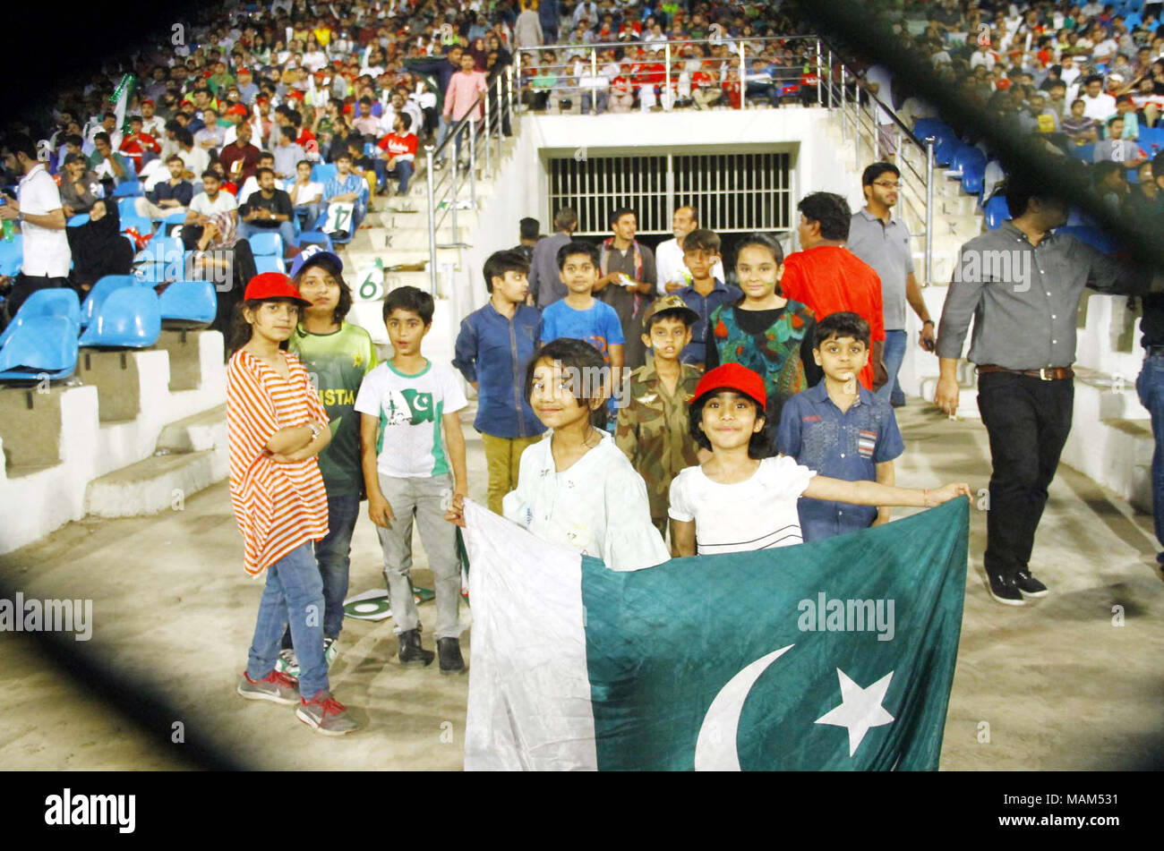 Crowd in karachi, pakistan hi-res stock photography and images - Alamy