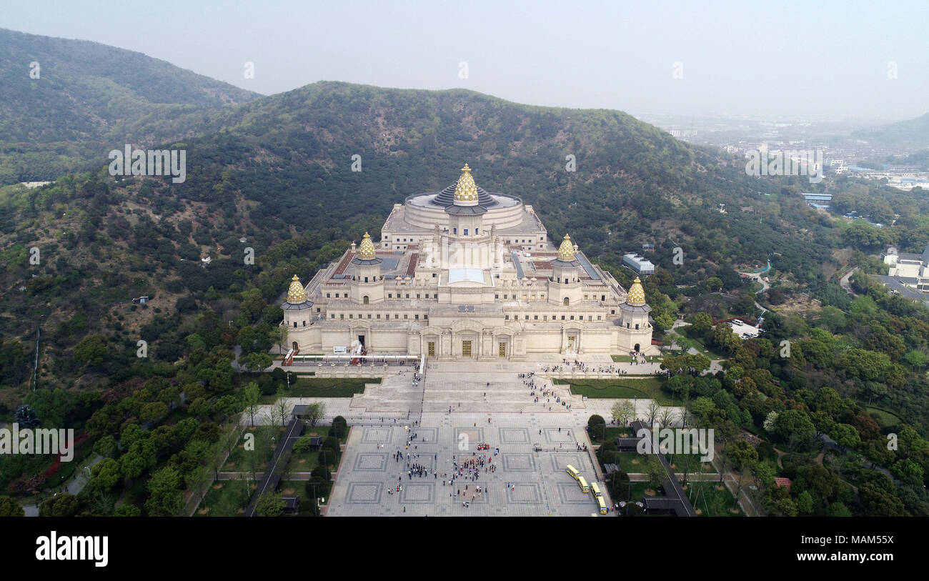 Wuxi, Wuxi, China. 3rd Apr, 2018. Wuxi, CHINA-Aerial photography of ...