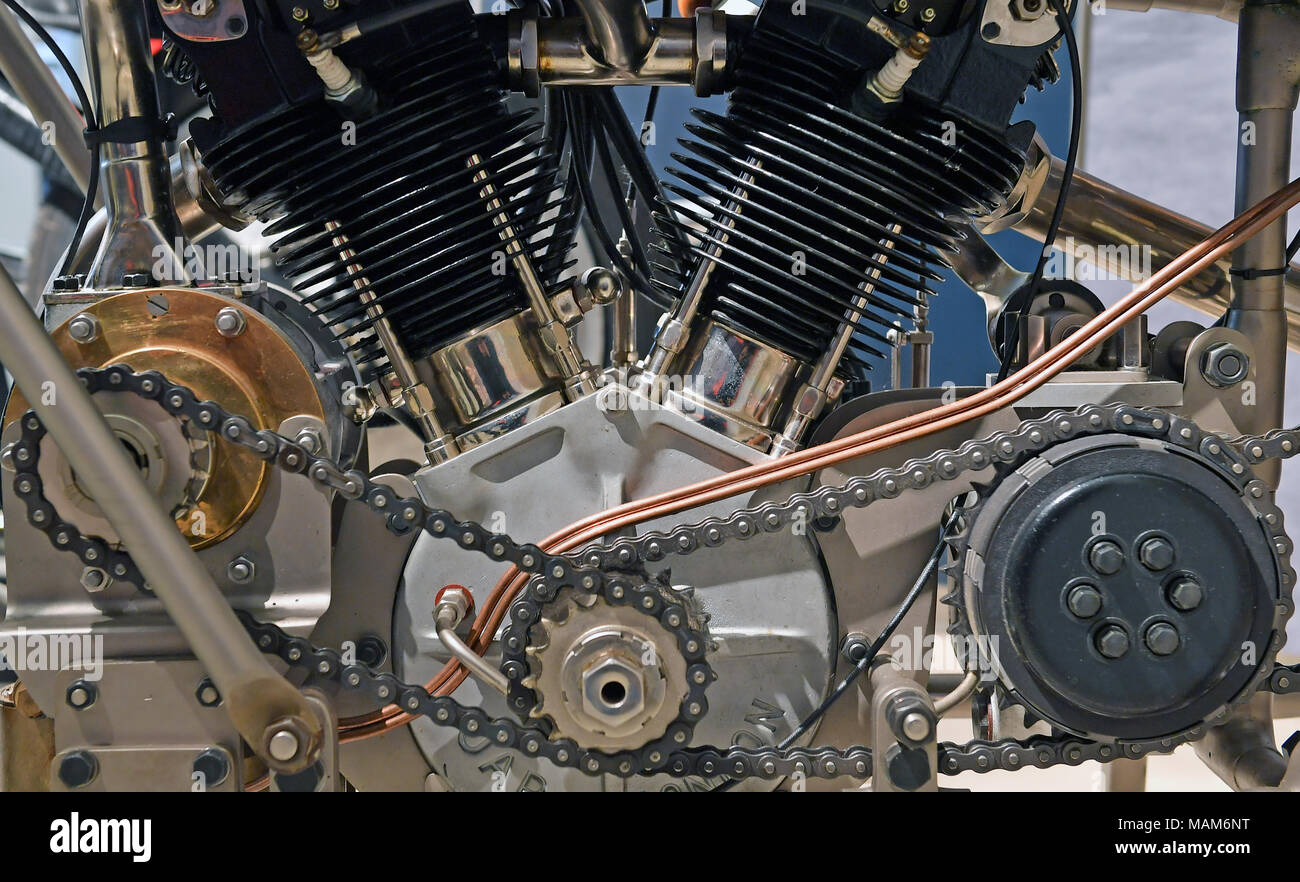 Jap engine hi-res stock photography and images - Alamy