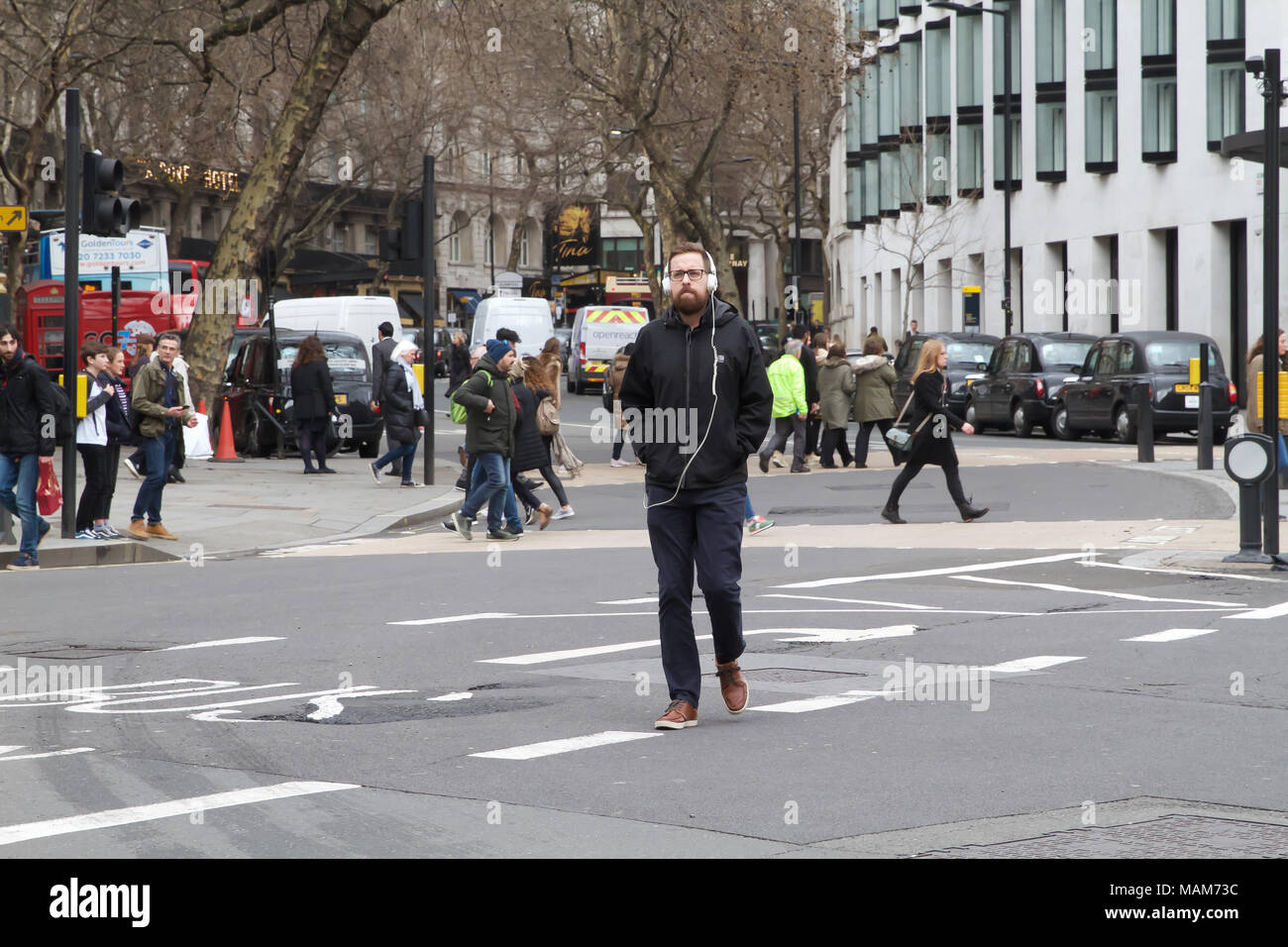 London, UK. 3rd April 2018. UK Weather: Dull and miserable day in ...