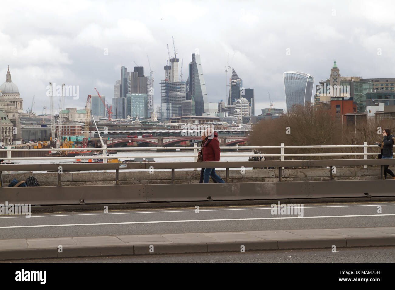 London, UK. 3rd April 2018. UK Weather: Dull and miserable day in ...