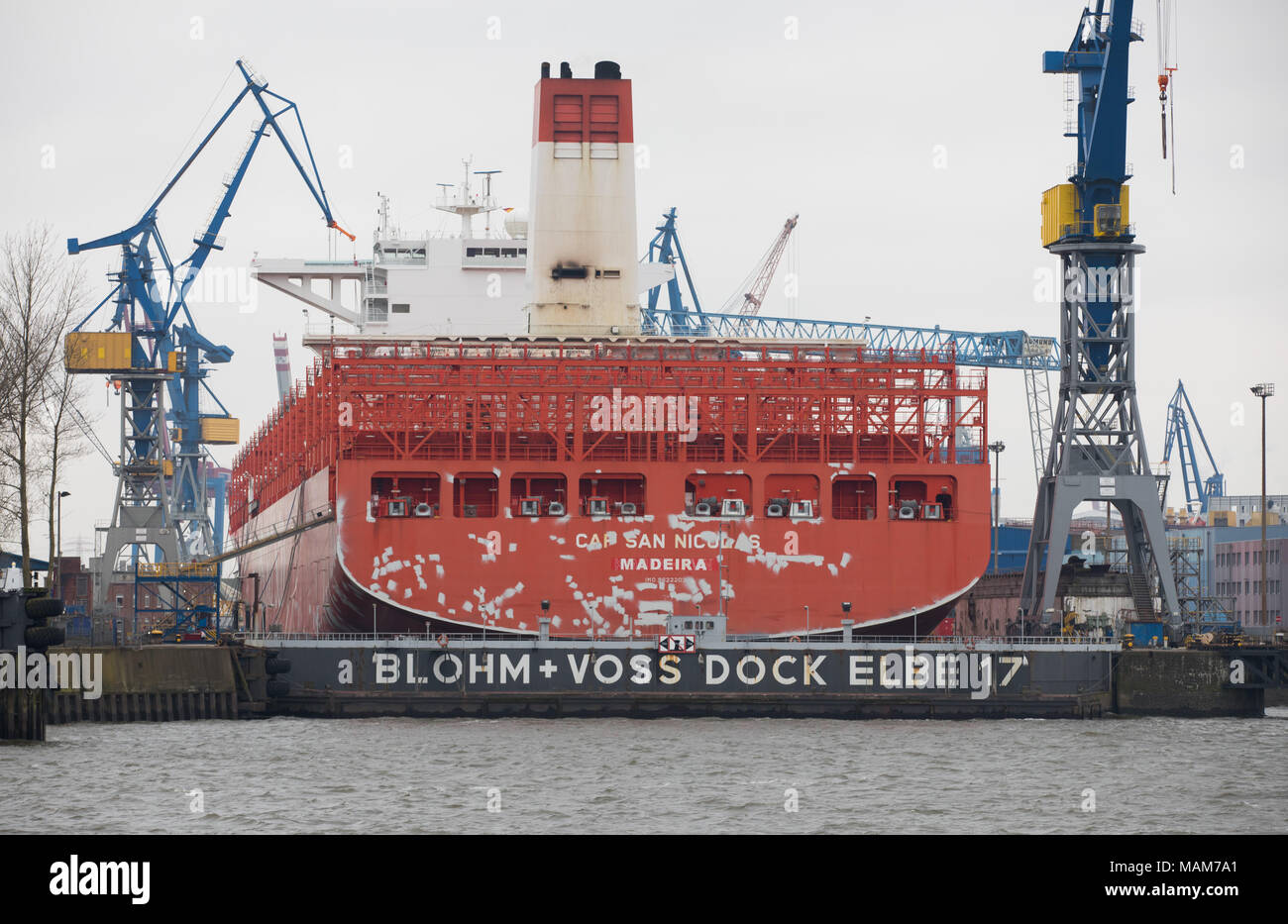 15 March 2018, Germany, Hamburg: The container ship "Cap San Nicolas ...