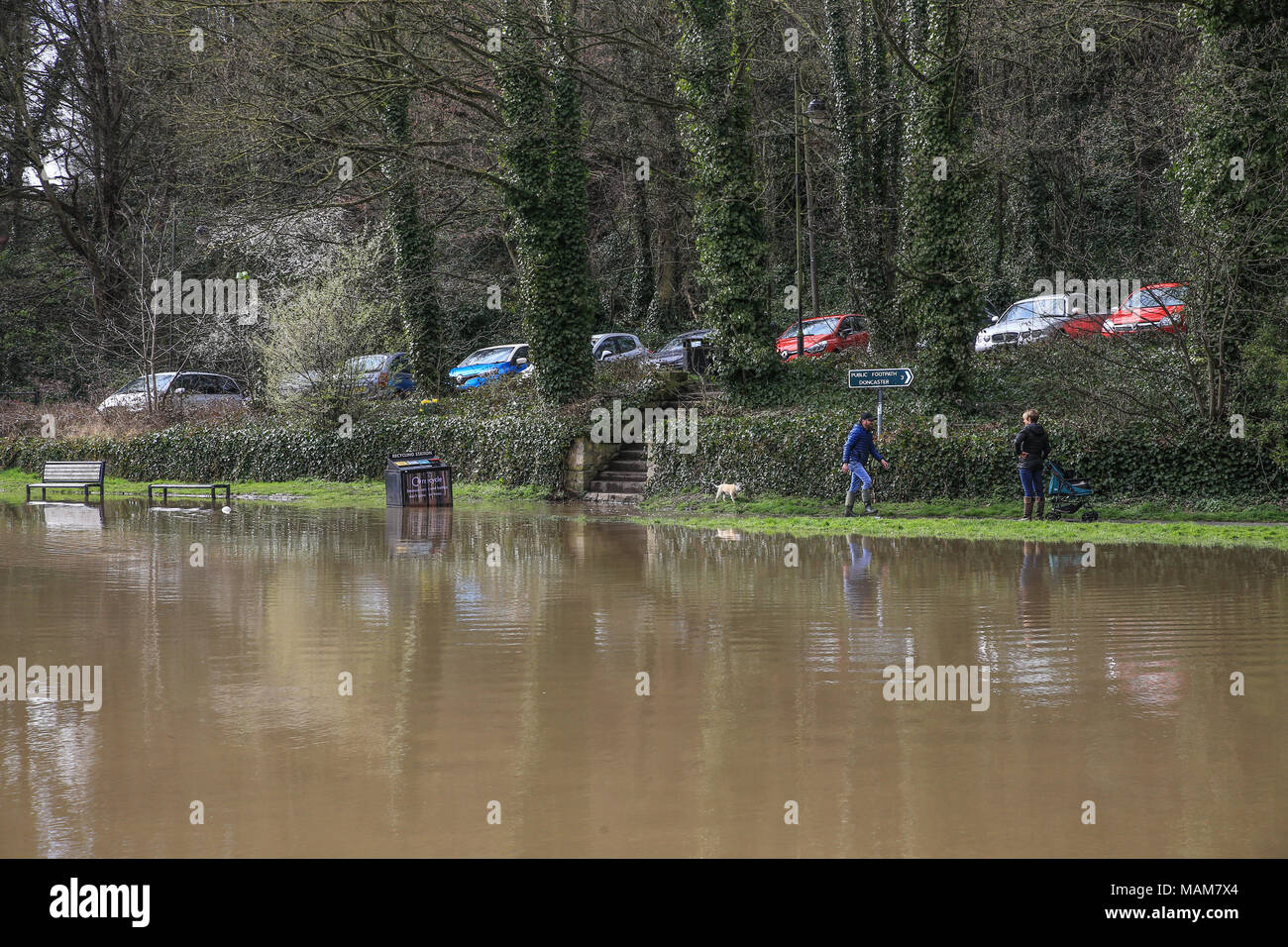 Flooded river don hi-res stock photography and images - Alamy