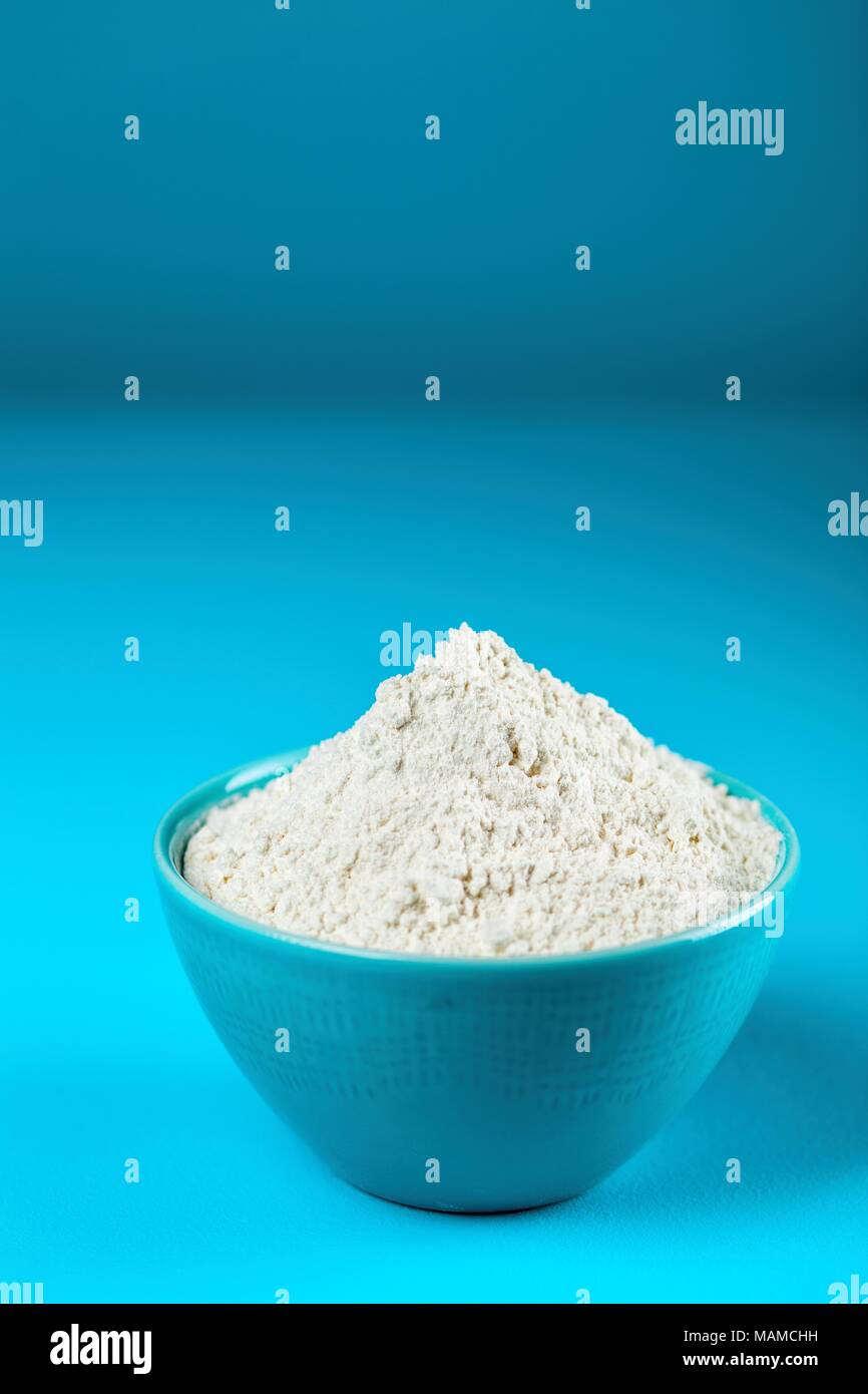 Basic baking ingredients Stock Photo - Alamy