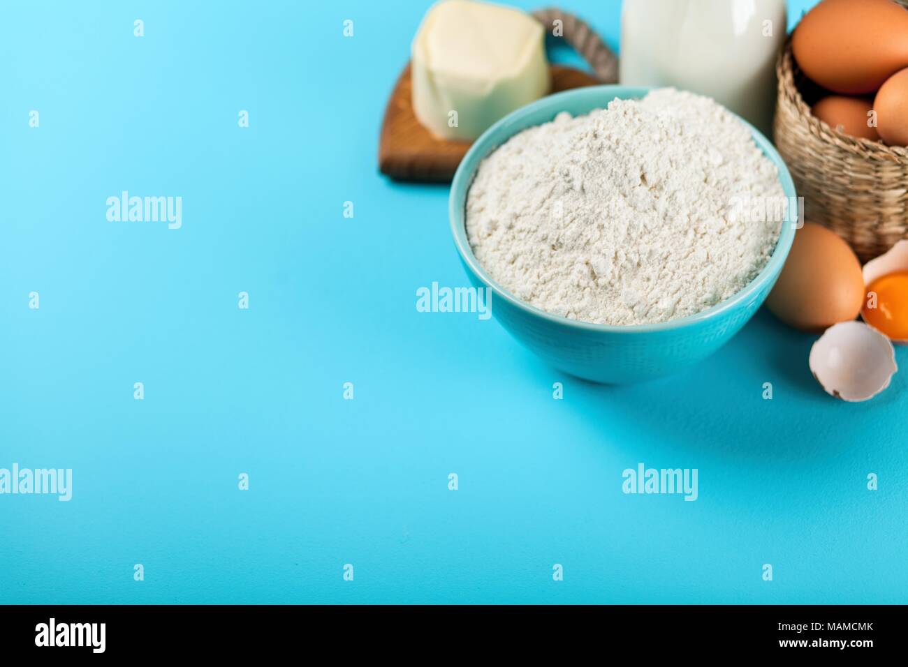 Basic baking ingredients Stock Photo - Alamy