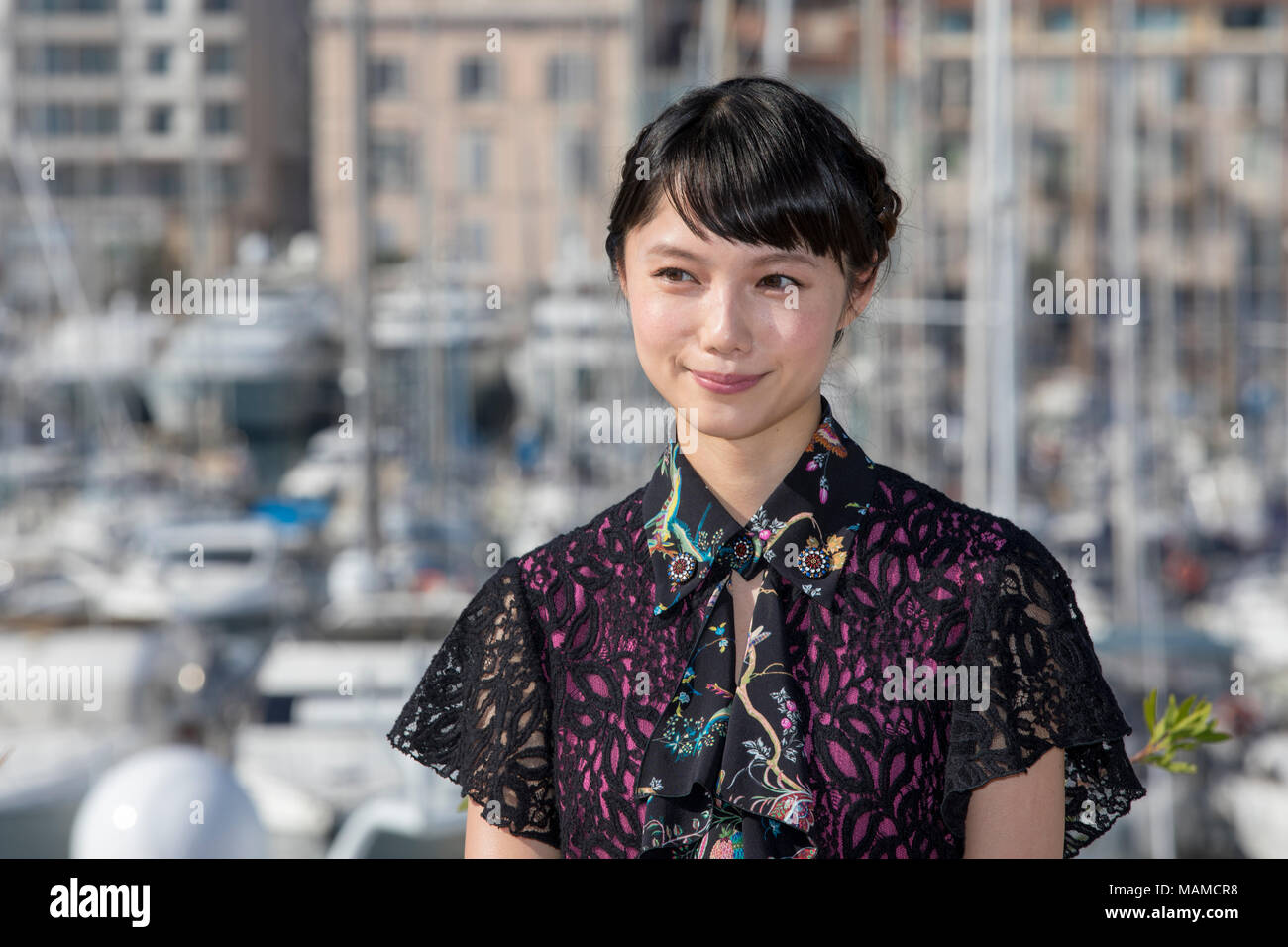 Hokusai no musume hi-res stock photography and images - Alamy