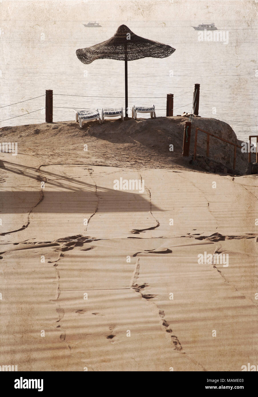 Retro sun bed hi-res stock photography and images - Alamy