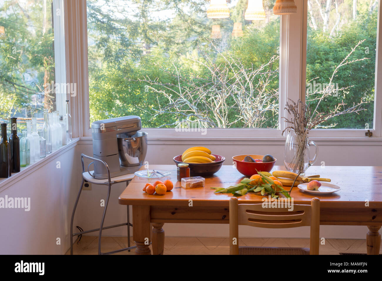 American kitchen at Countryside Stock Photo - Alamy