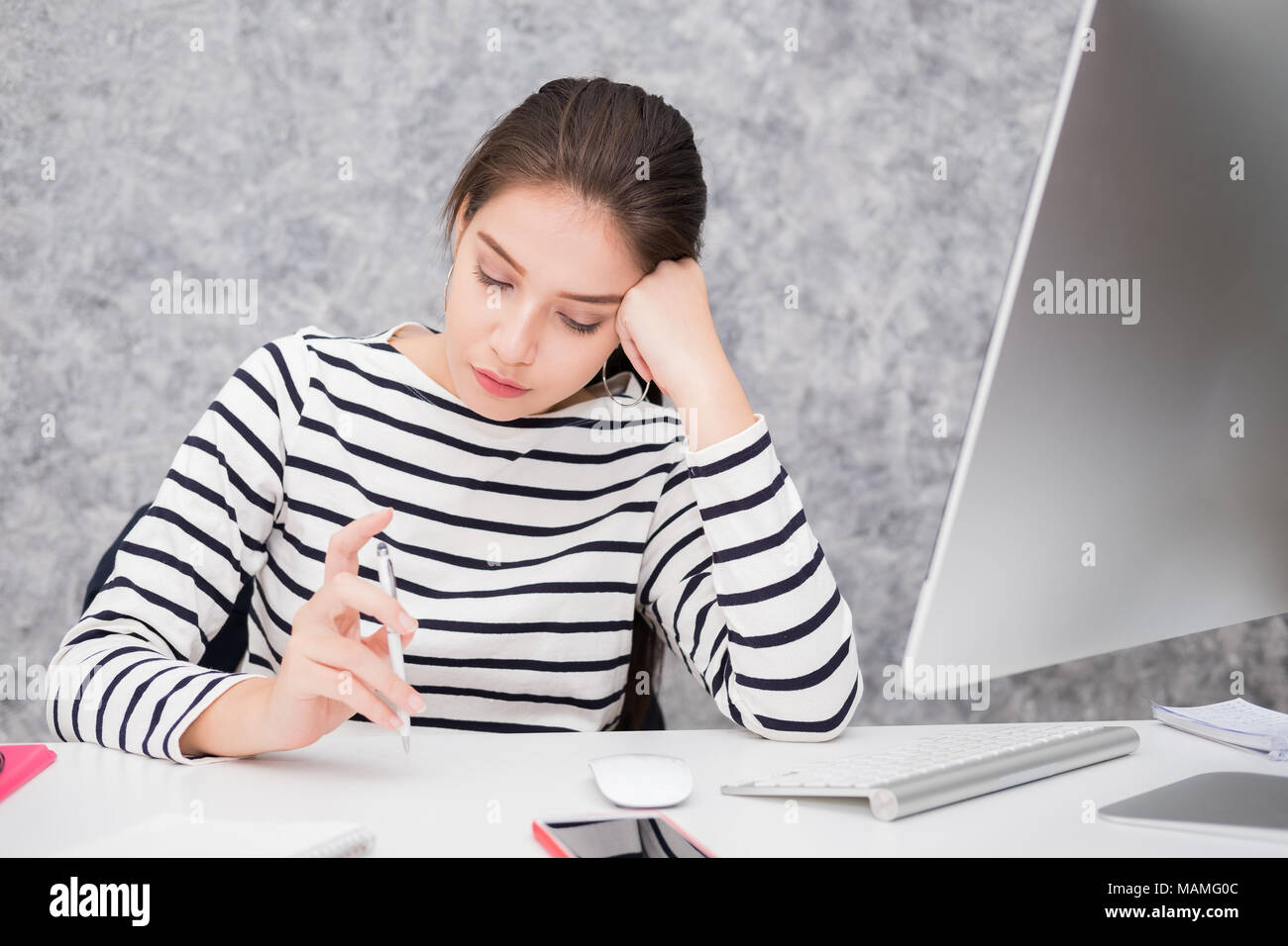 Angry crowd computer hi-res stock photography and images - Alamy