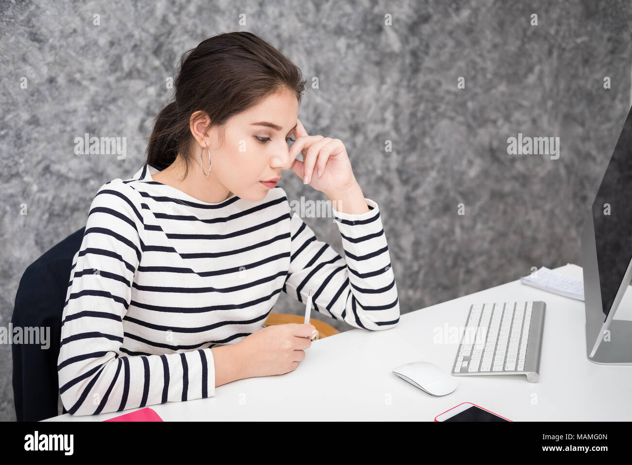 Angry crowd computer hi-res stock photography and images - Alamy