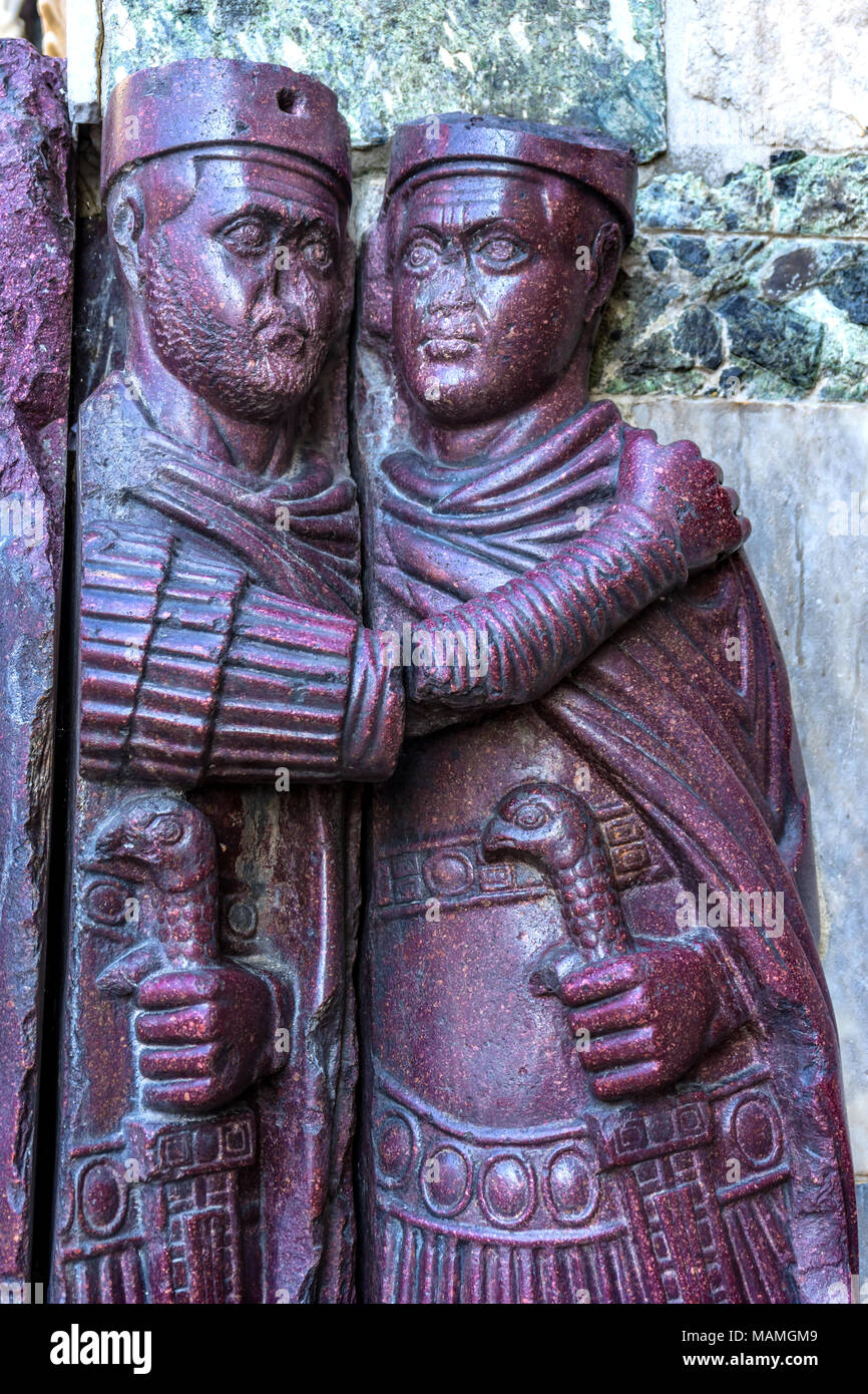 Four Tetrachs Purple Statue Corner Saint Mark's Basilica Venice Italy ...