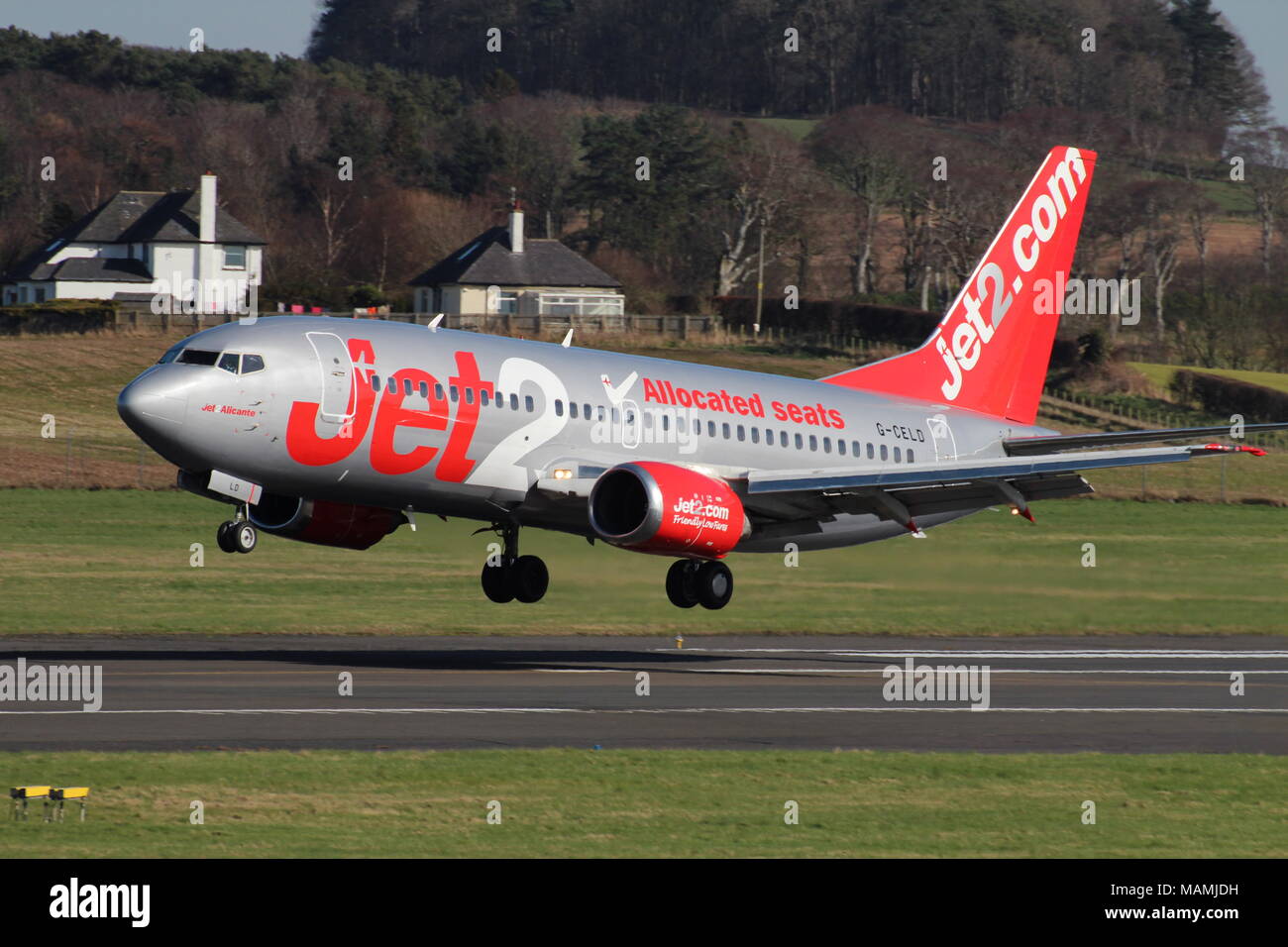Boeing 737 classic hi-res stock photography and images - Alamy