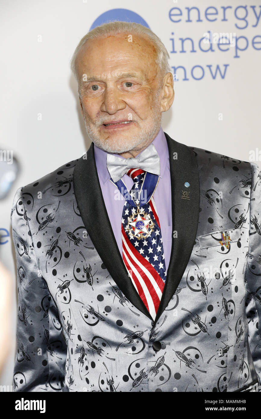 15th Annual Global Green Pre-Oscar Gala at the NeueHouse - Arrivals ...