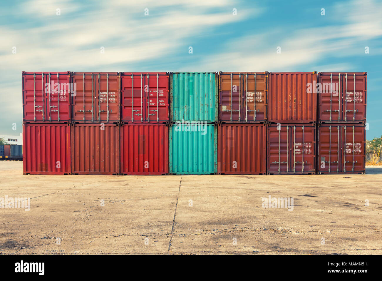 Handling stack of container shipping, Transportation business Stock ...