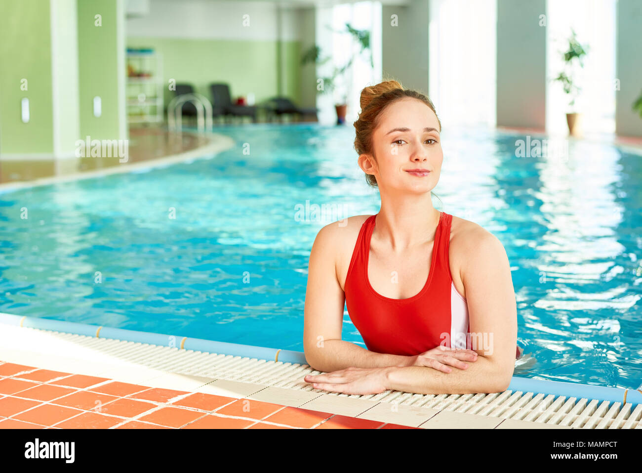 One piece swim suit hi-res stock photography and images - Alamy