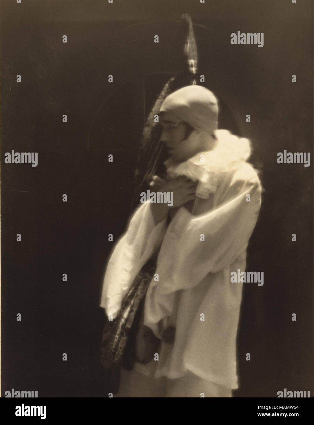 . English: Pierrot Forlorn - Ted Shawn . 1921 Stock Photo - Alamy