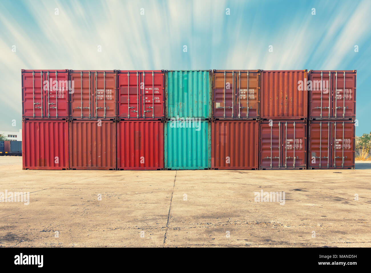 Handling stack of container shipping, Transportation business Stock ...