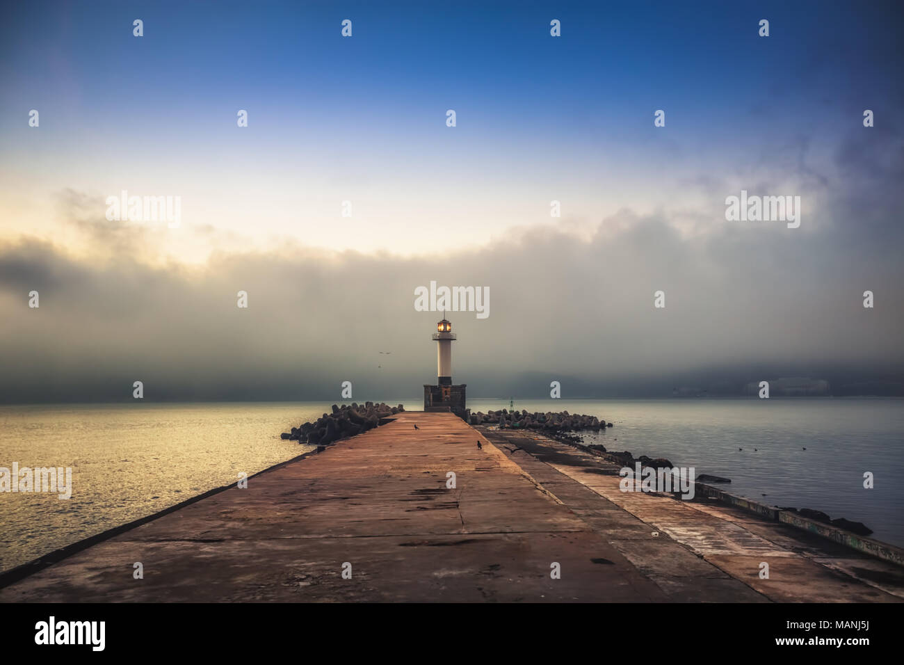 Beautiful seascape sunset lighthouse hi-res stock photography and ...