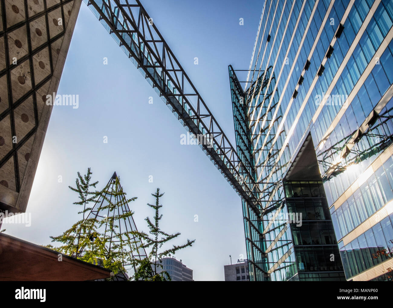 Triangular prism hi-res stock photography and images - Alamy