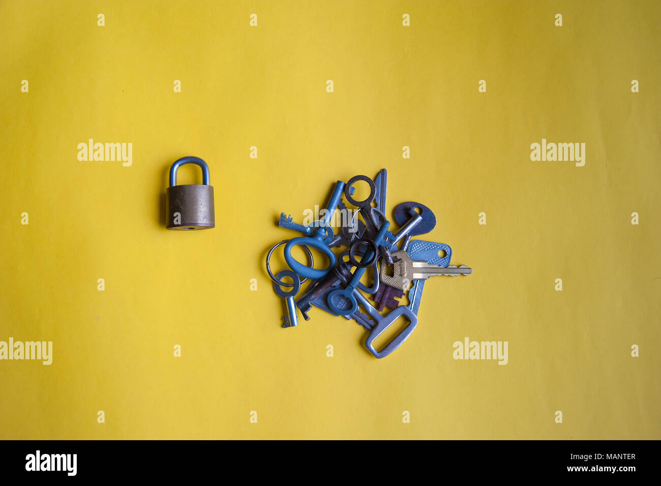 one lock and many keys Stock Photo - Alamy