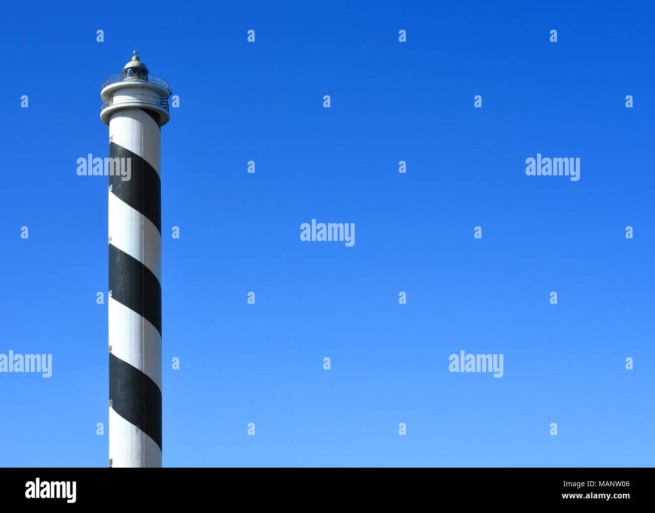 Black white striped lighthouse hi-res stock photography and images - Alamy