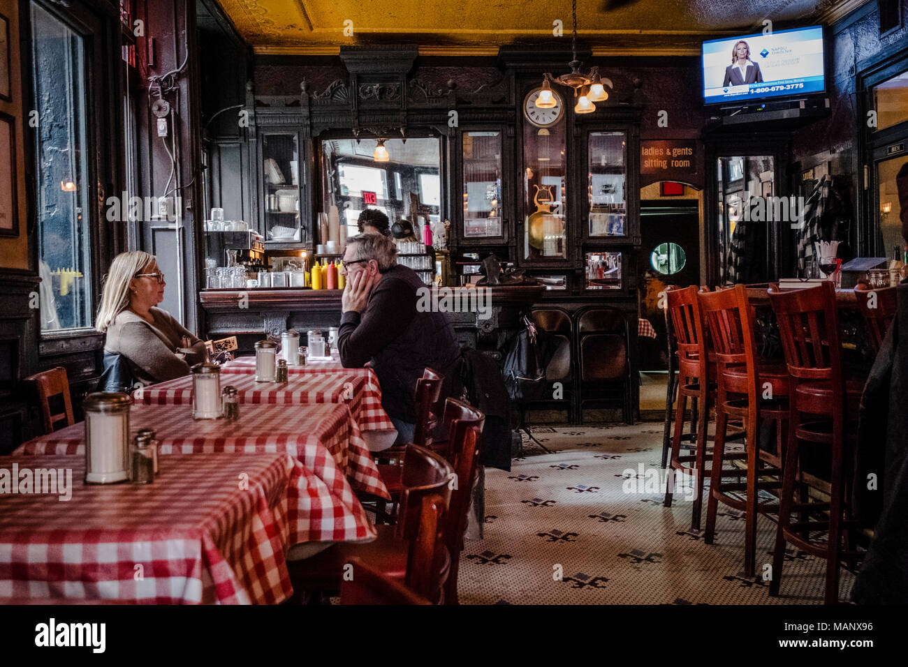 Fanellis cafe hi-res stock photography and images - Alamy
