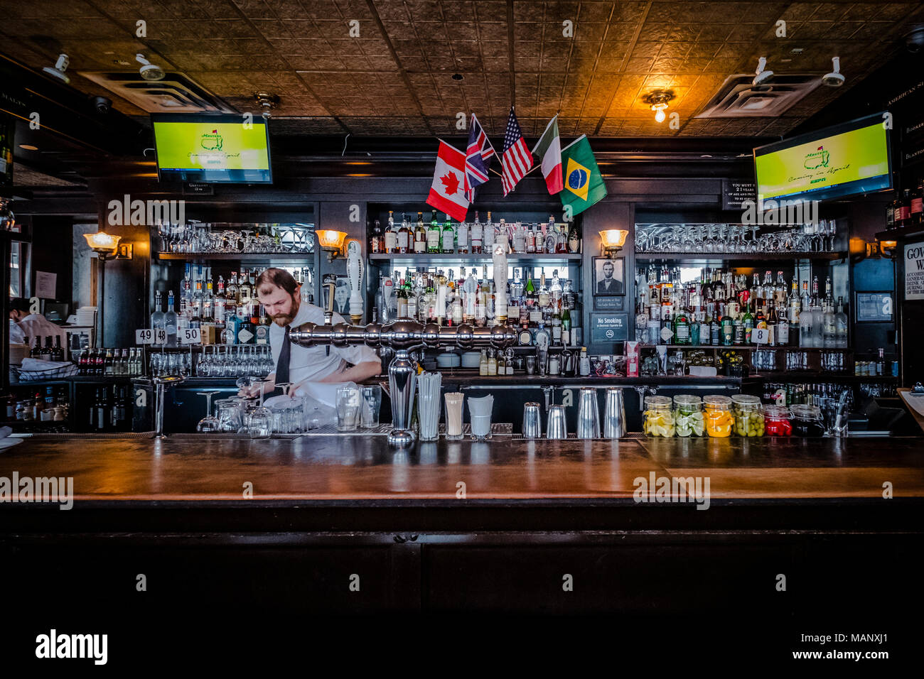 PJ Clarke's Restaurant scenes, New York City Stock Photo - Alamy