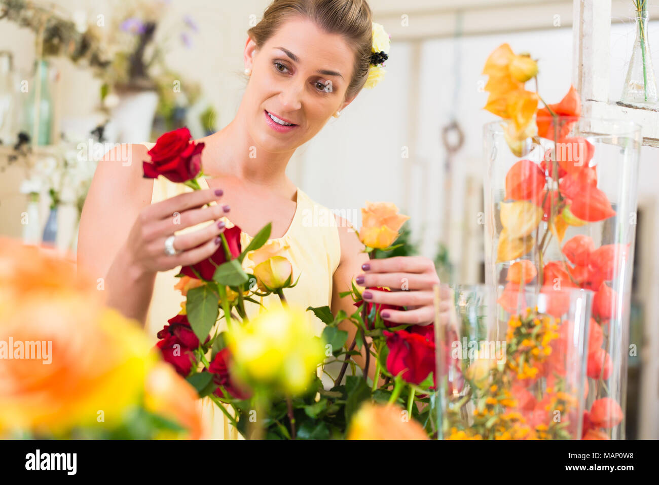 Selling rose hi-res stock photography and images - Alamy